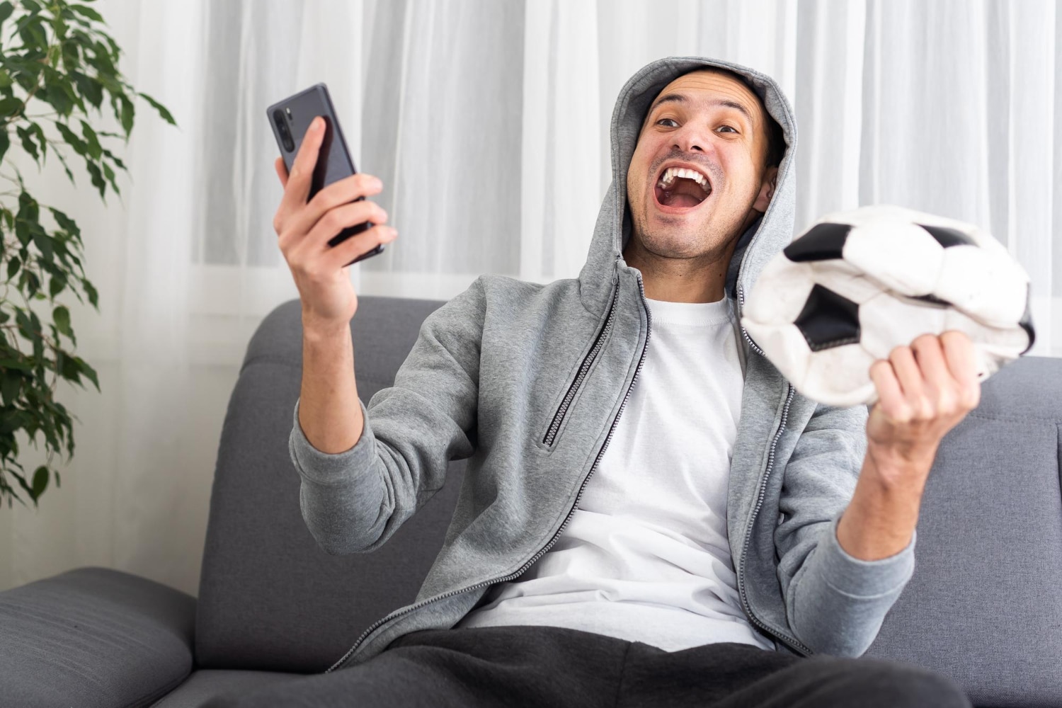 Aplicativos para assistir futebol: Conheça as melhores opções